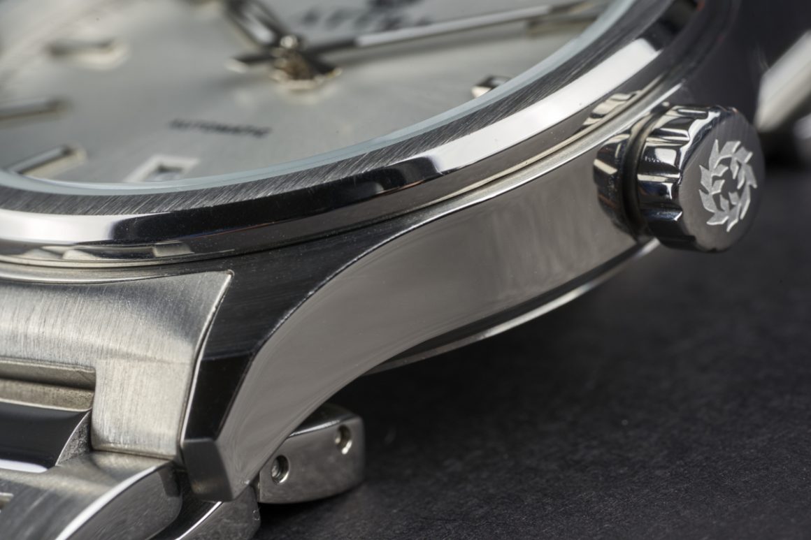 Attra Classic Sport Tool Watch Review - Watch Clicker