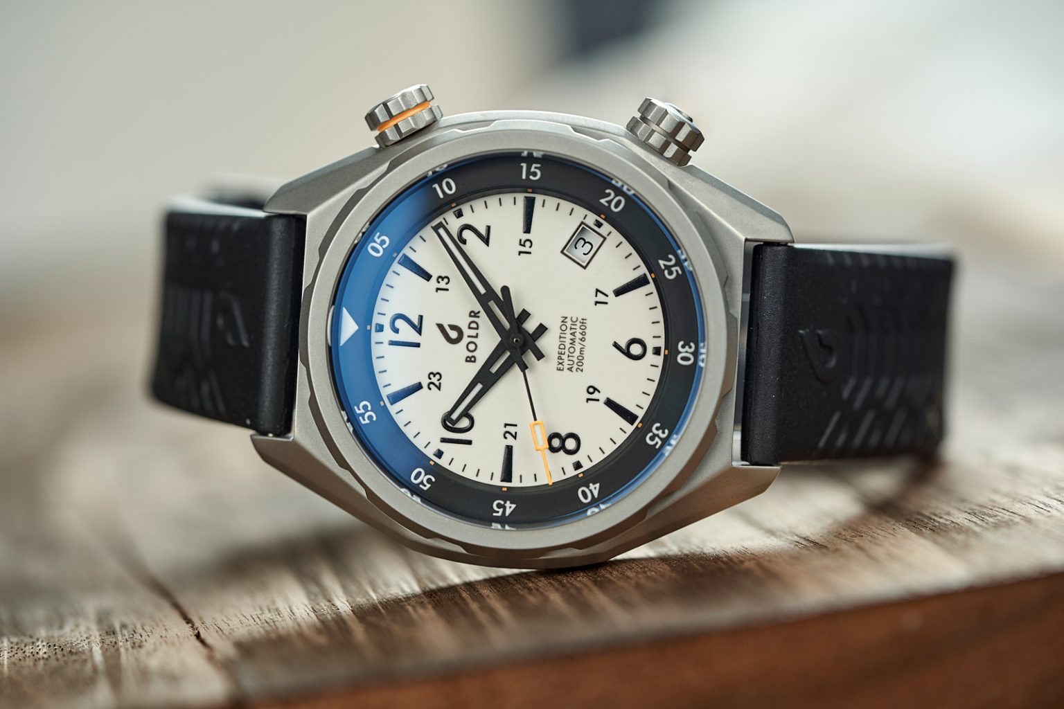 Boldr Expedition Full Lume Dial Review - Watch Clicker