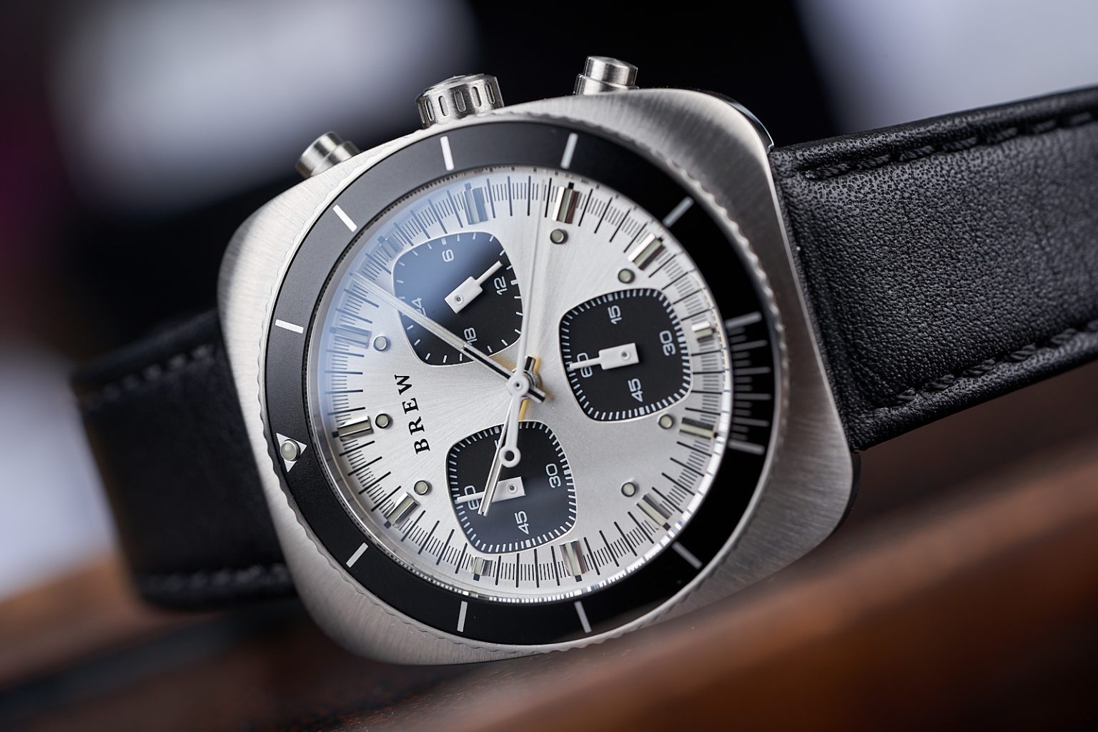 Lorier Neptune Series III 39mm Review - Watch Clicker