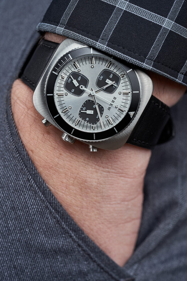 Brew Mastergraph 38mm Quartz Chrono Review - Watch Clicker