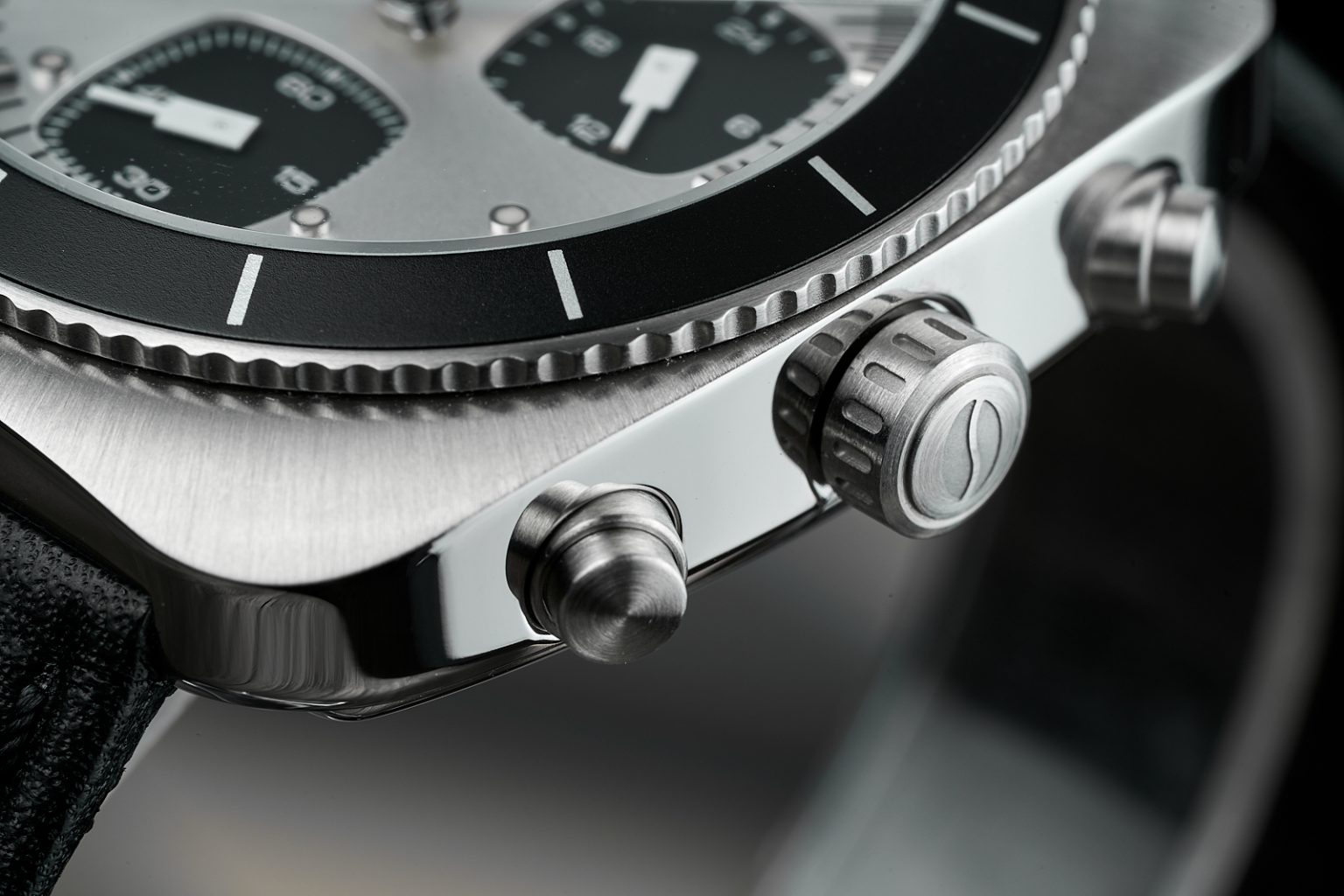 Brew Mastergraph 38mm Quartz Chrono Review - Watch Clicker