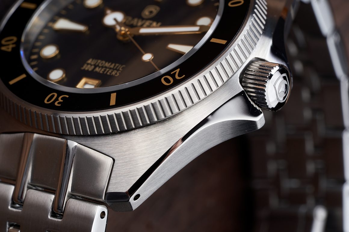 Raven Solitude Worn & Wound LE 40mm Review - Watch Clicker