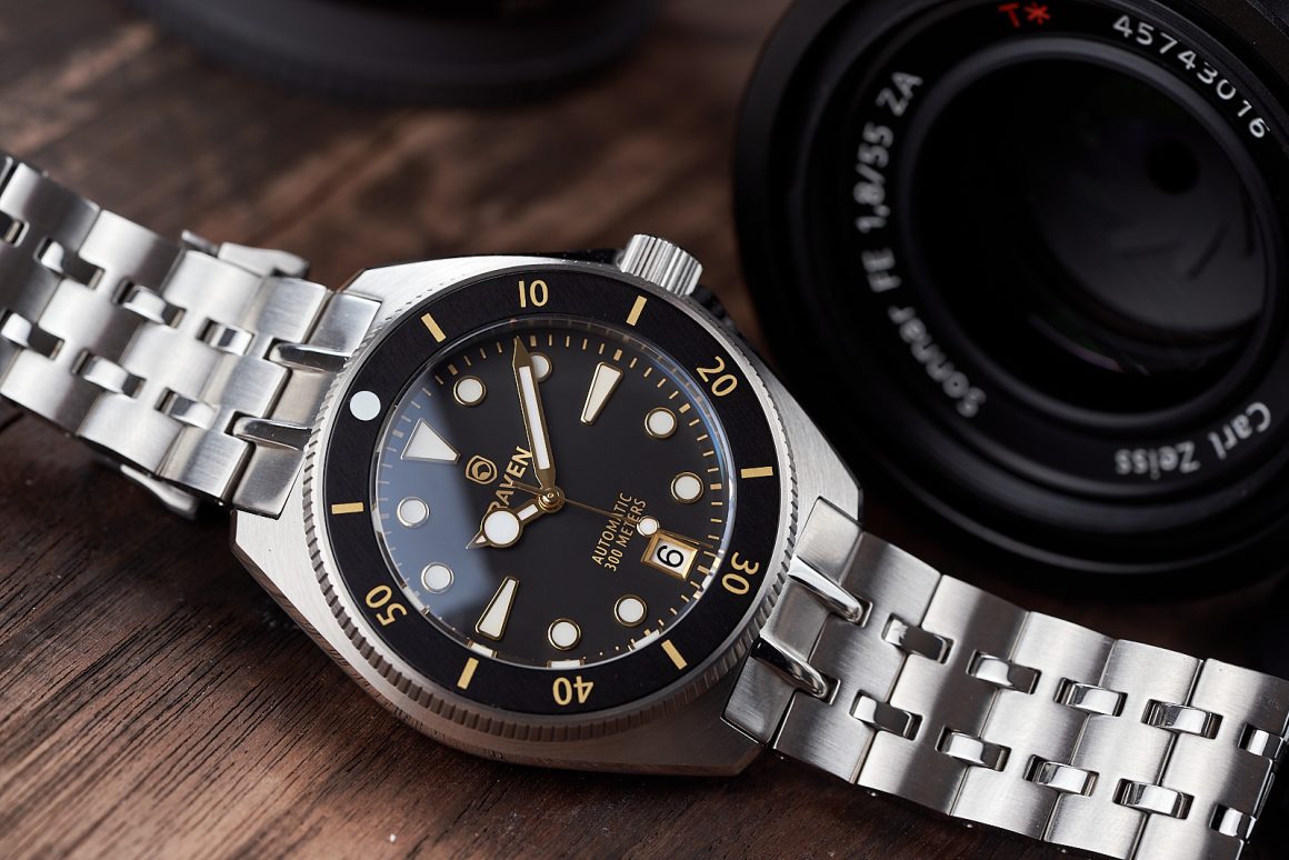 Raven Solitude Worn & Wound LE 40mm Review - Watch Clicker