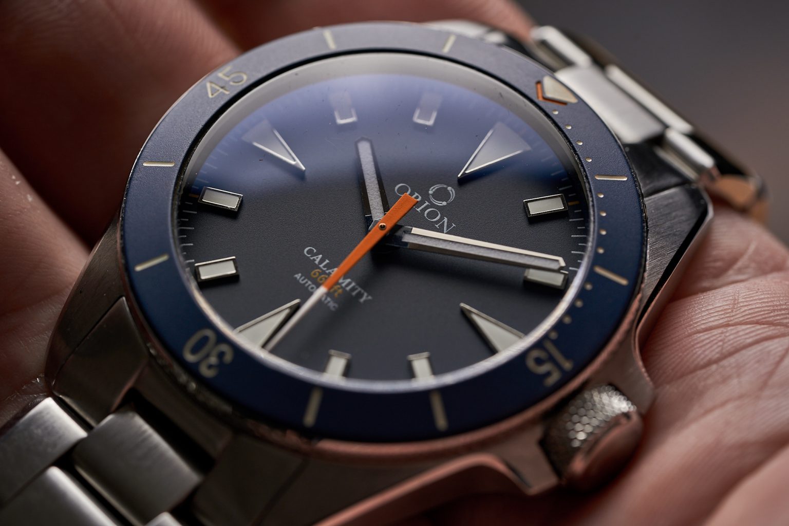 Orion Calamity 40mm Dive Watch Review - Watch Clicker