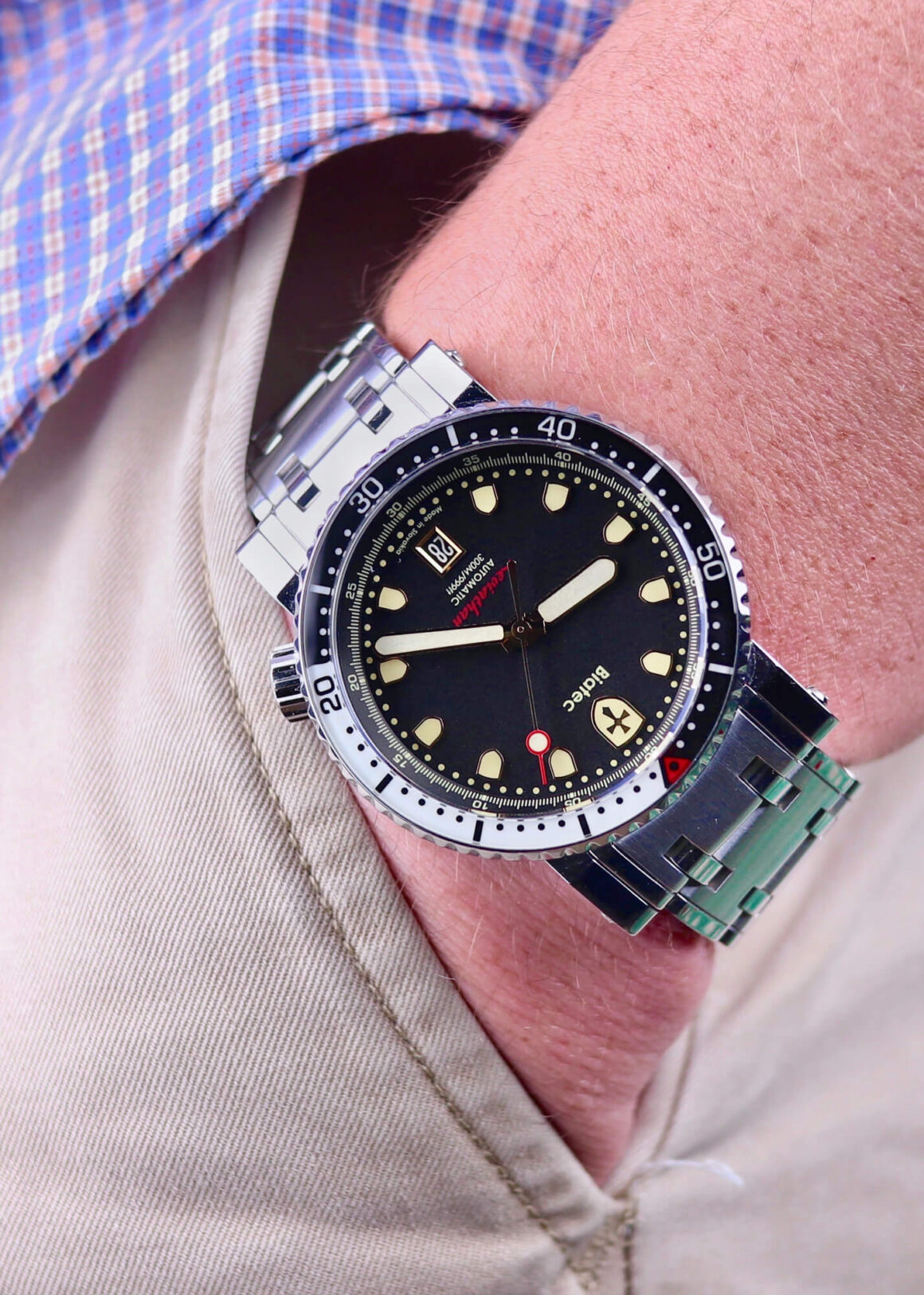 Biatec Leviathan 40mm Dive Watch Review - Watch Clicker