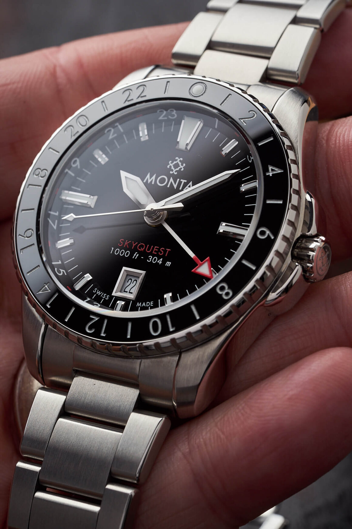 Monta Skyquest 40mm GMT Review - Watch Clicker