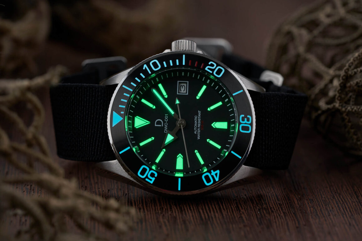 DIY Watch Club Dive Watch DWC-D01 Review - Watch Clicker