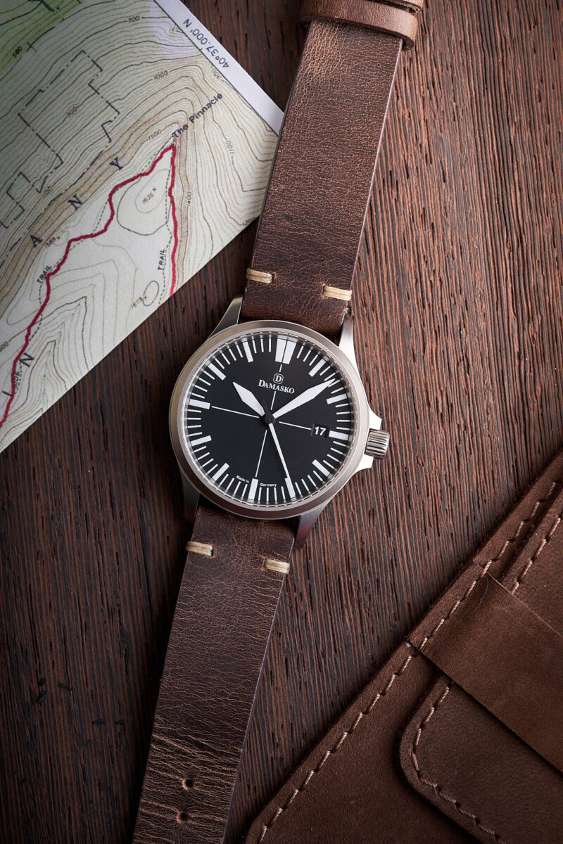 Damasko DS30 39mm Review - Watch Clicker