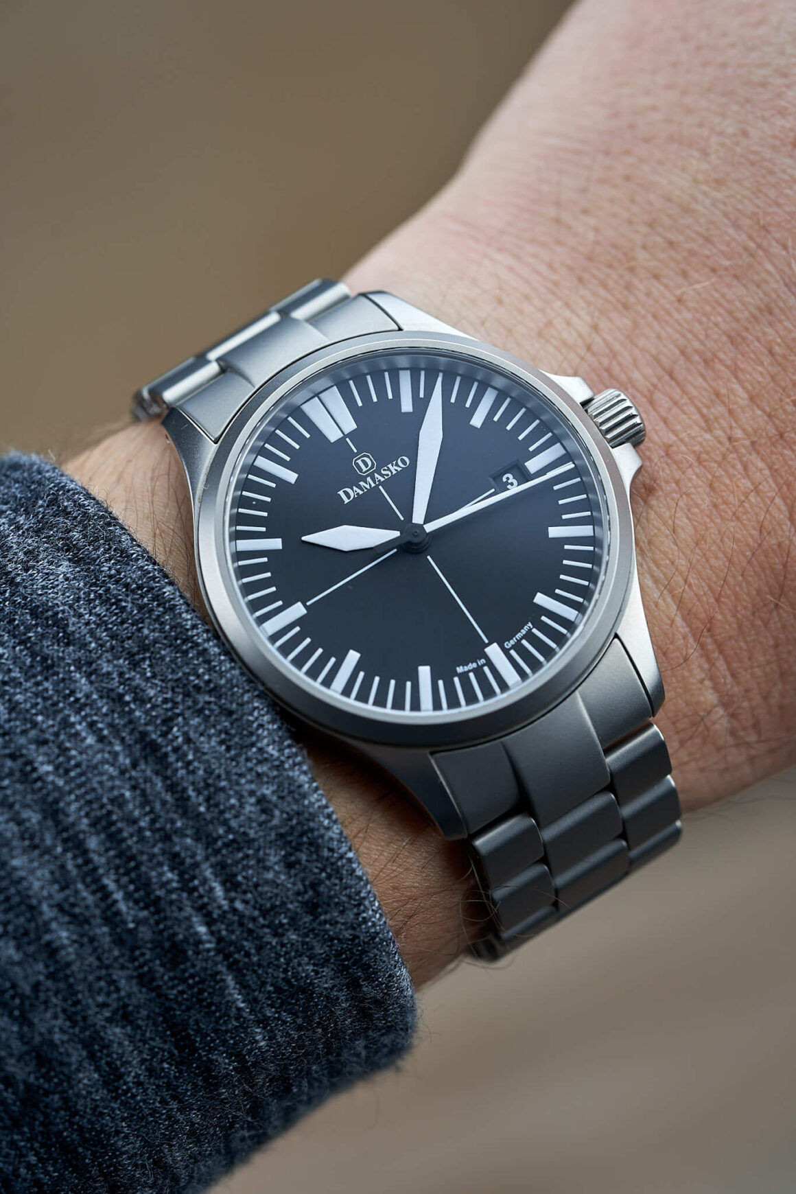 Damasko DS30 39mm Review - Watch Clicker