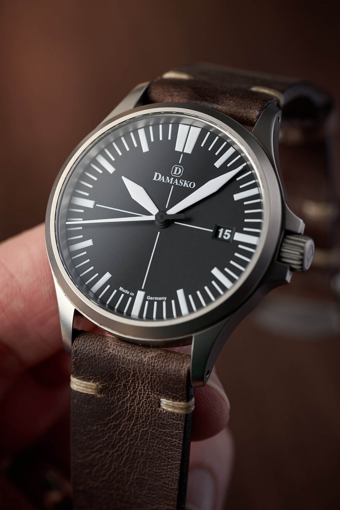 Damasko DS30 39mm Review - Watch Clicker