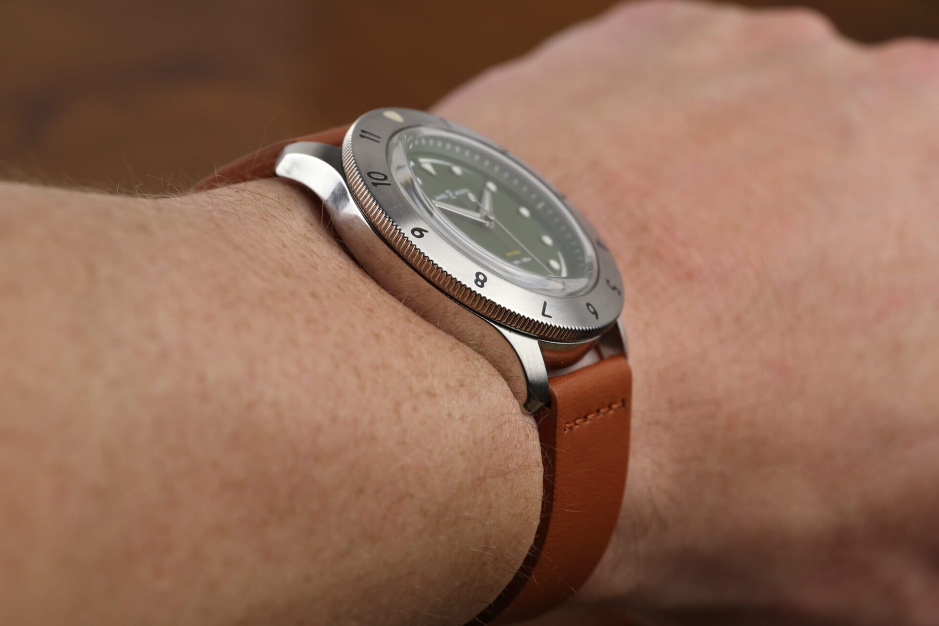 James and Muriel Proteus 40mm Review - Watch Clicker