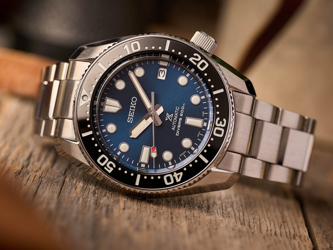 Lorier Hyperion 38mm GMT Review - Watch Clicker
