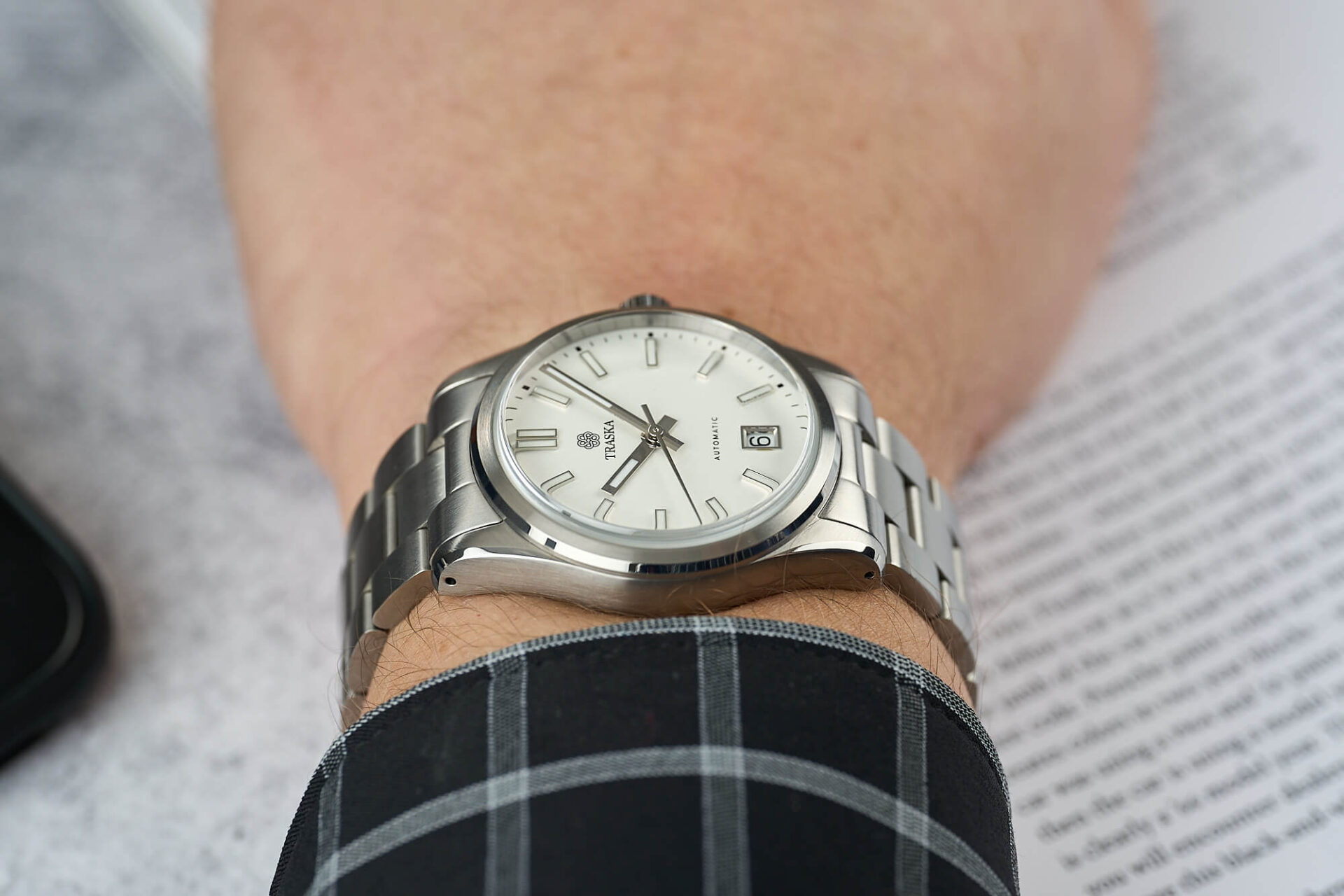 Traska Commuter 36.5mm Review - Watch Clicker