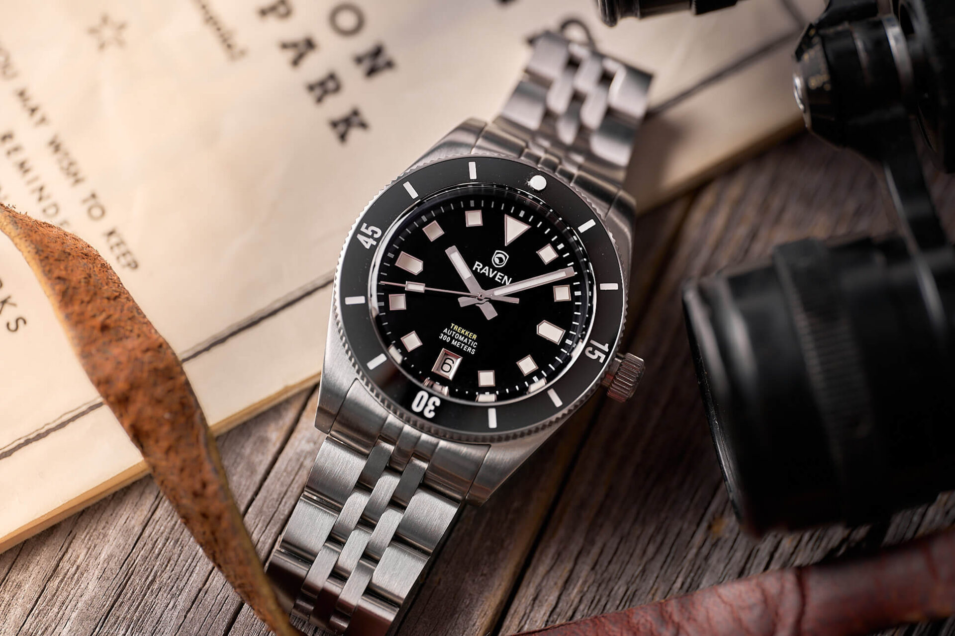 Raven Trekker 39 Review - Watch Clicker