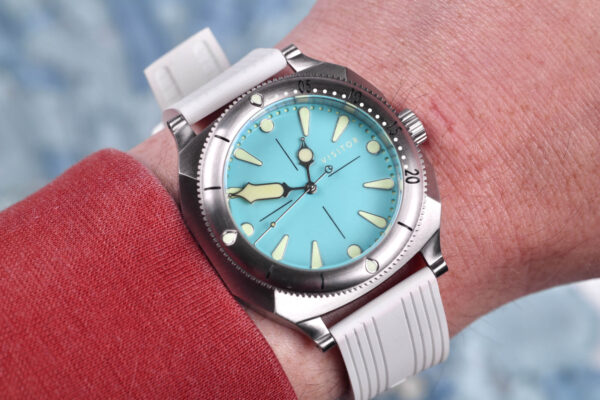 Visitor Duneshore Shallows Review 44mm - Watch Clicker