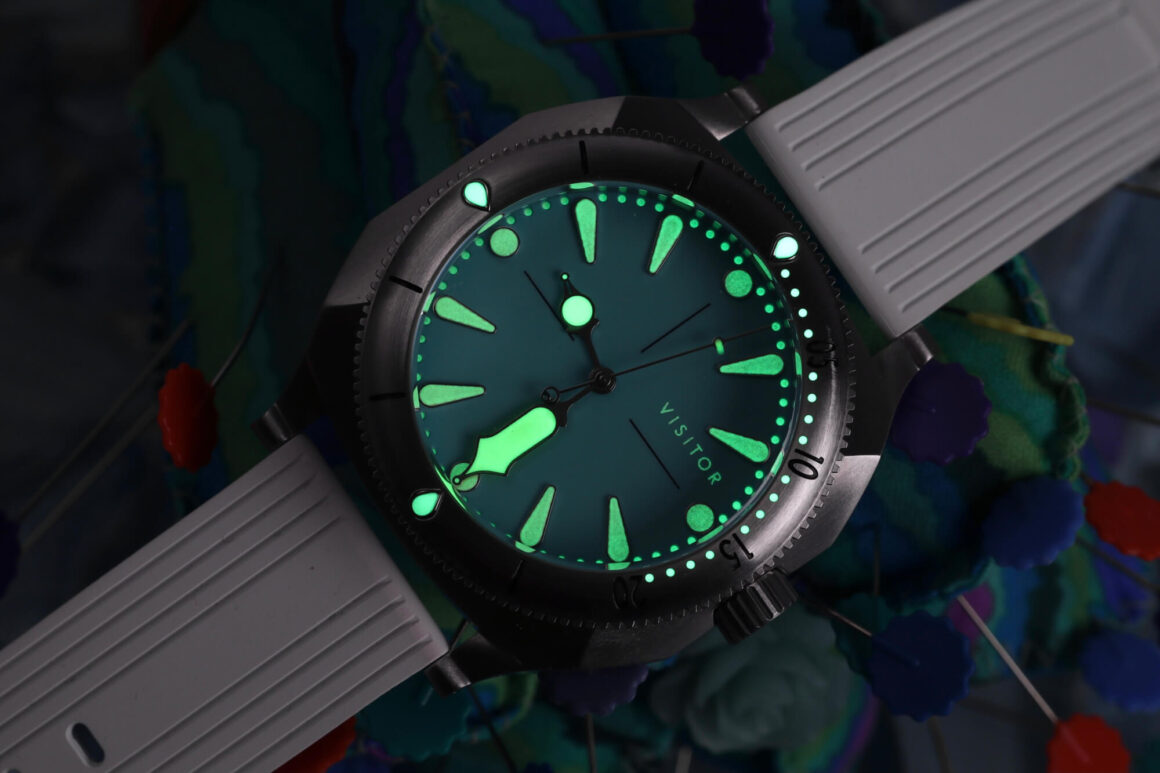 Visitor Duneshore Shallows Review 44mm - Watch Clicker