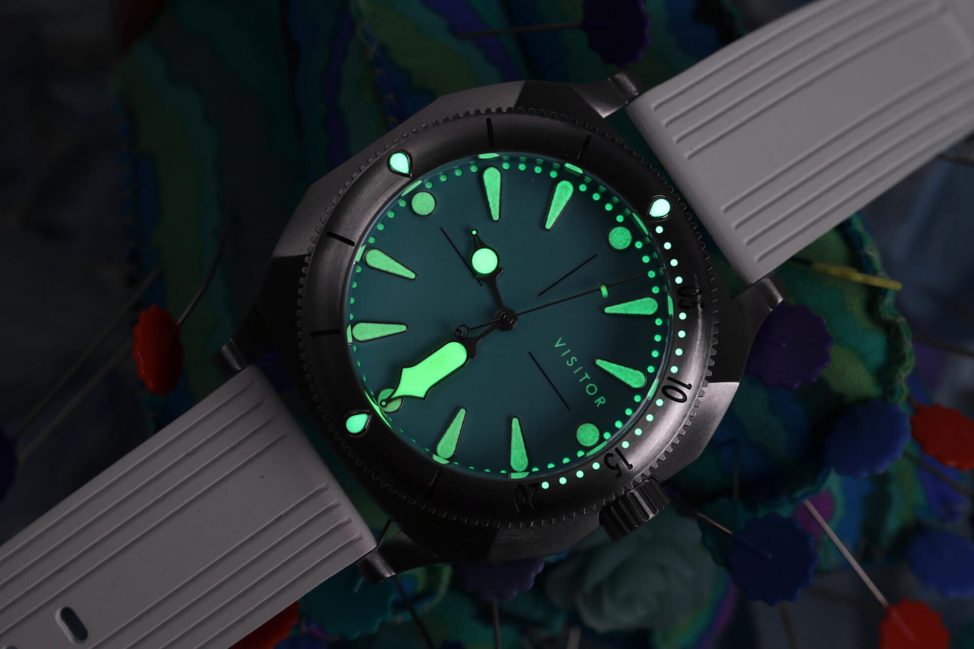 Visitor Duneshore Shallows Review 44mm - Watch Clicker