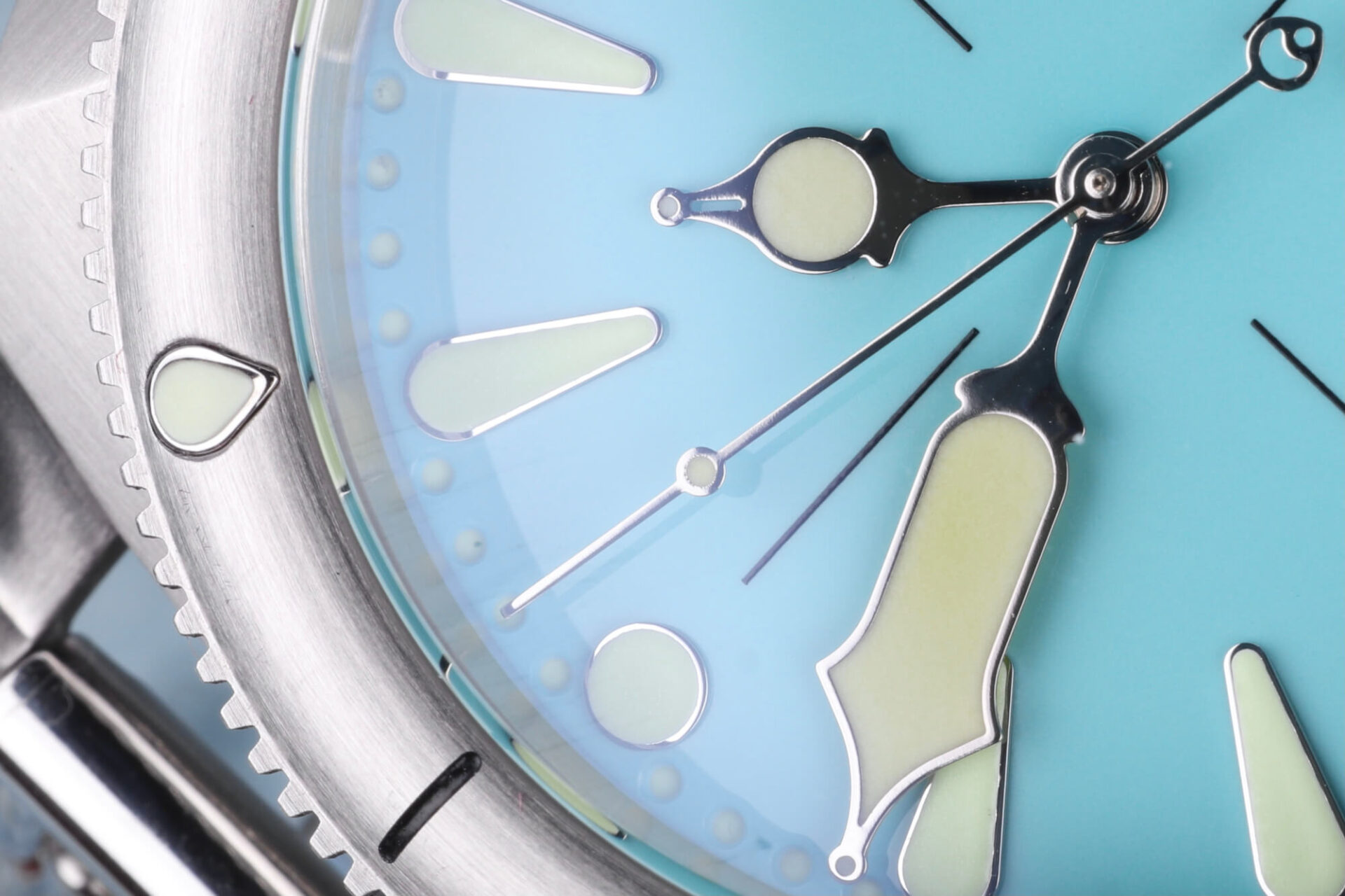 Visitor Duneshore Shallows Review 44mm - Watch Clicker