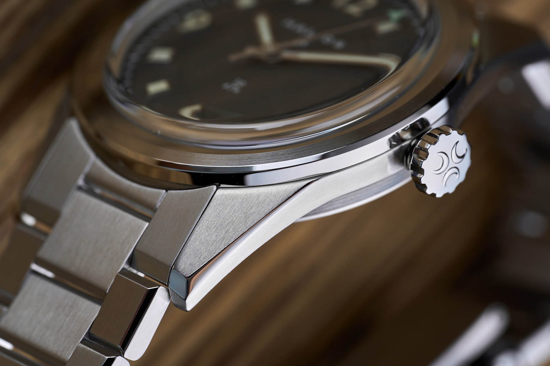 Halios Universa 38mm Review - Watch Clicker