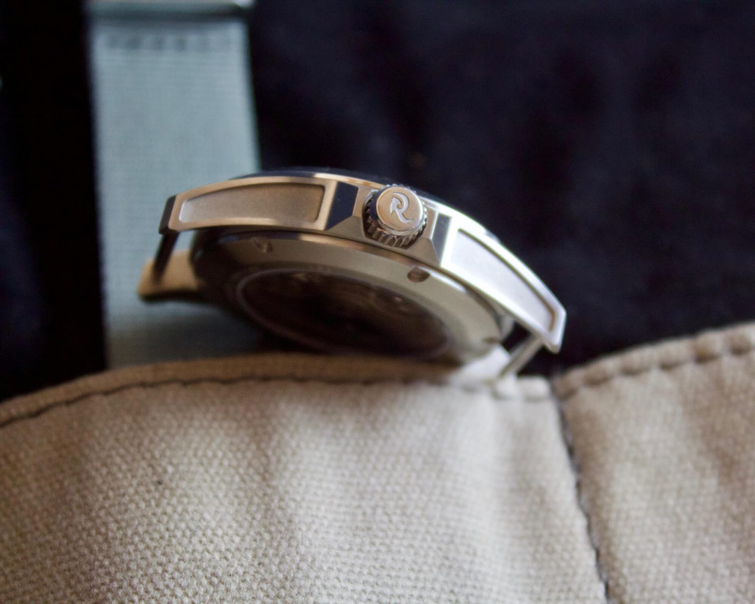 Relio Solstice 38mm Review - Watch Clicker