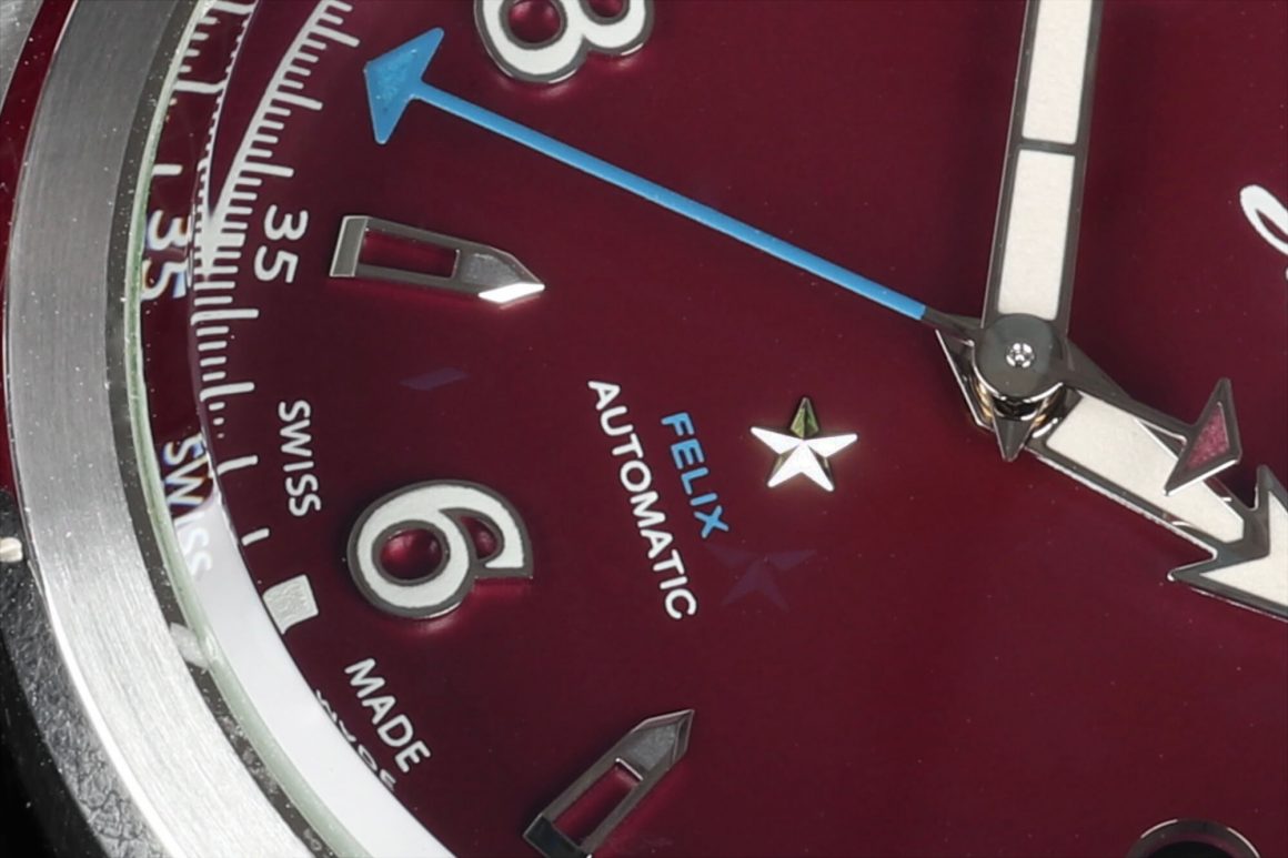 Stella Felix Review 40mm - Watch Clicker