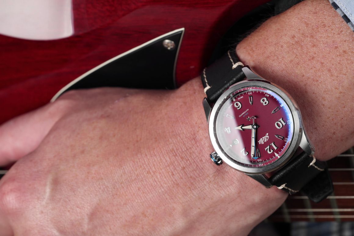 Stella Felix Review 40mm - Watch Clicker