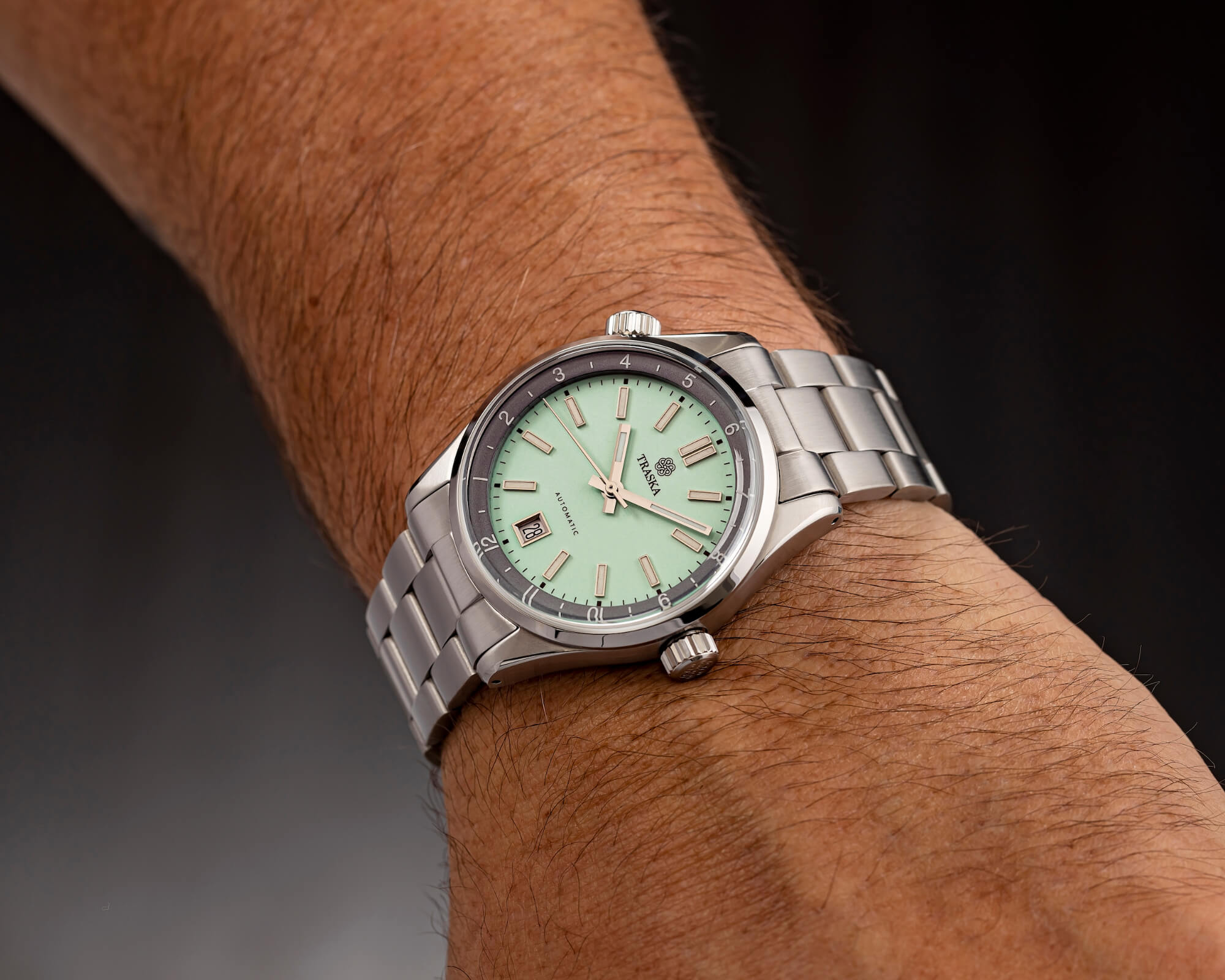First Look: Traska Venturer 38.5mm - Watch Clicker