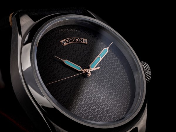 First Look: Orion Tesseract - Watch Clicker