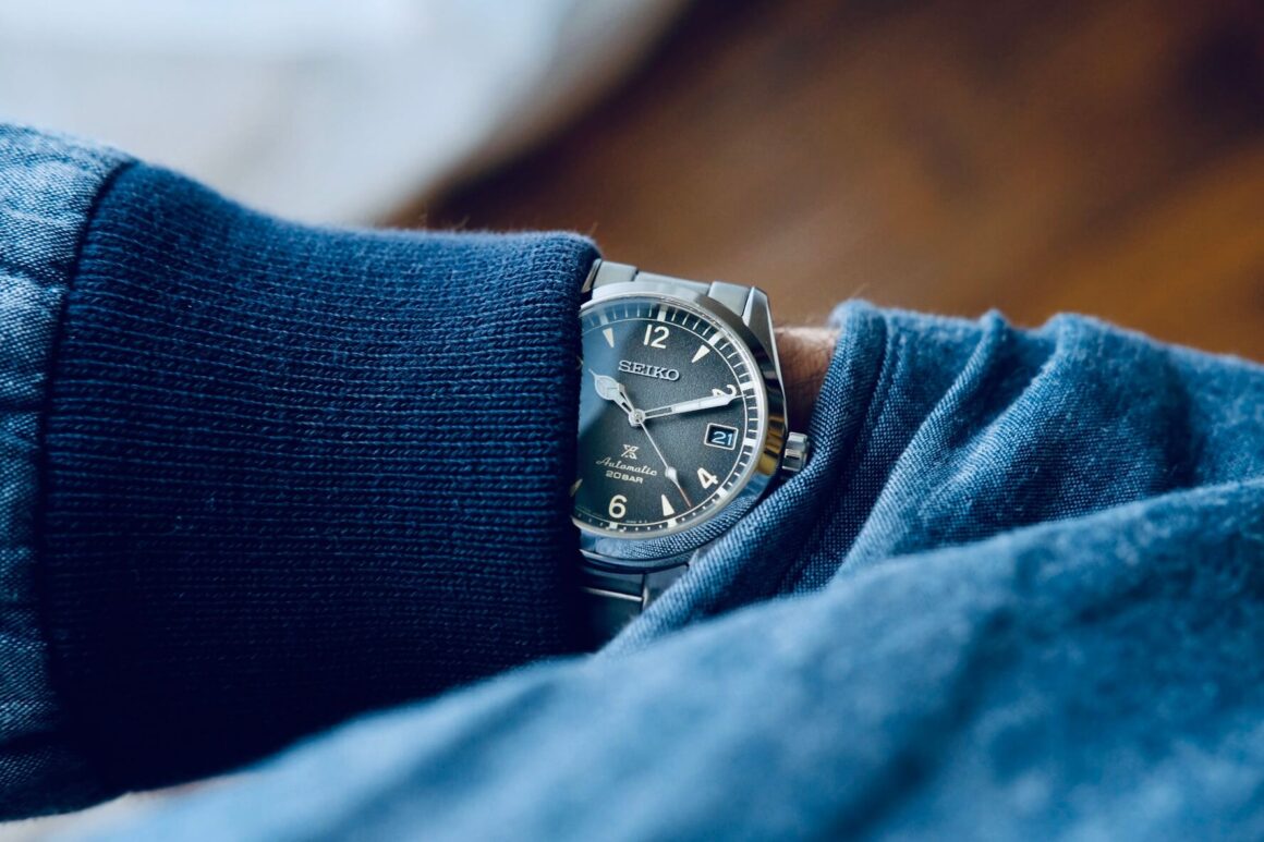 Seiko Alpinist SPB159 Review - Watch Clicker