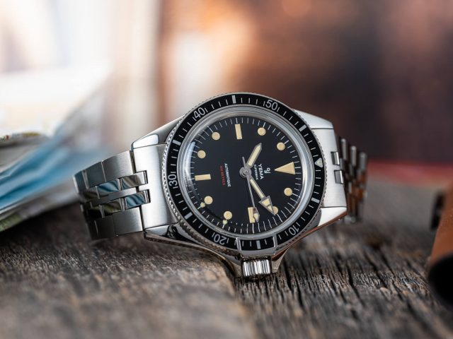 Farer Jackson 39mm Chronograph Video Review - Watch Clicker