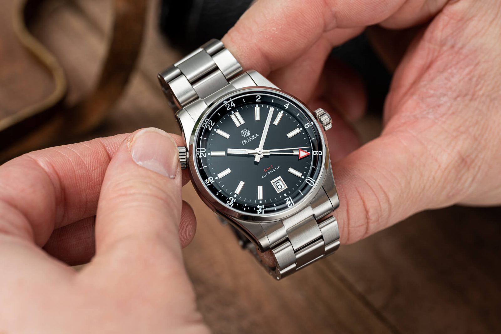 Traska Venturer GMT 38.5mm Review - Watch Clicker