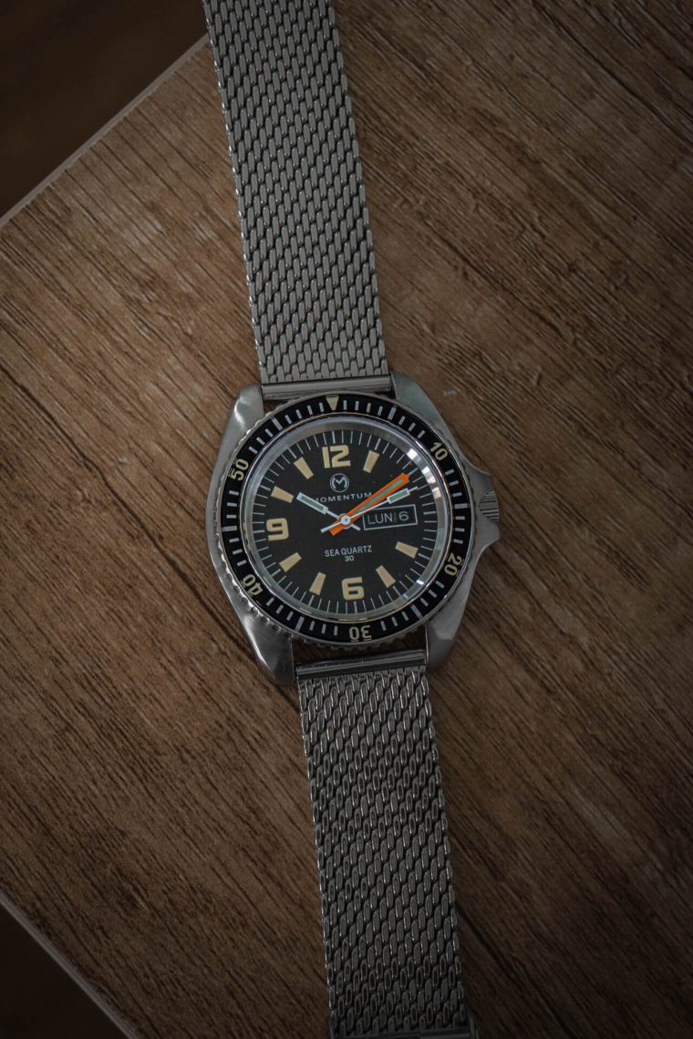 Momentum Sea Quartz 30 Review - Watch Clicker