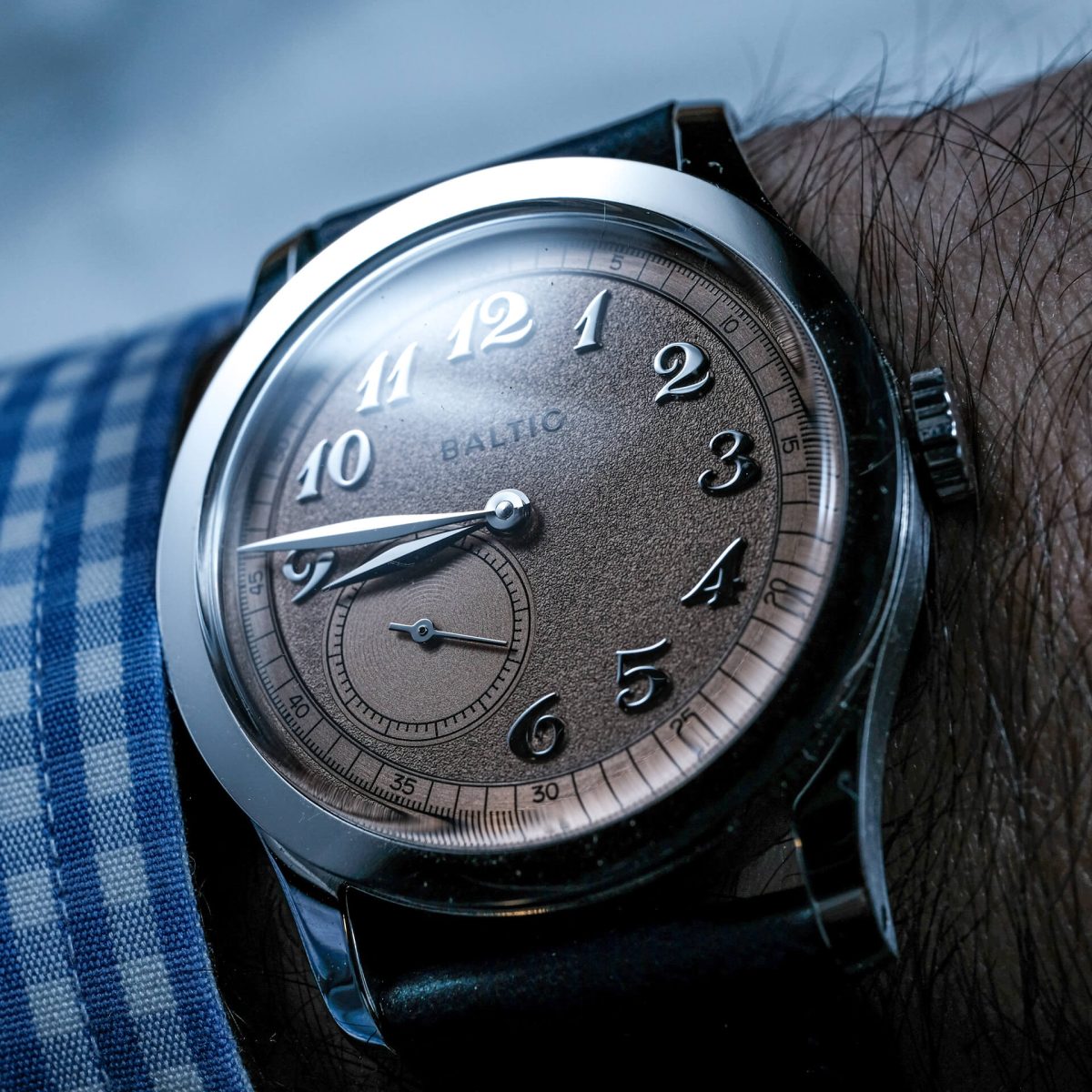 Baltic MR01 Review - Watch Clicker