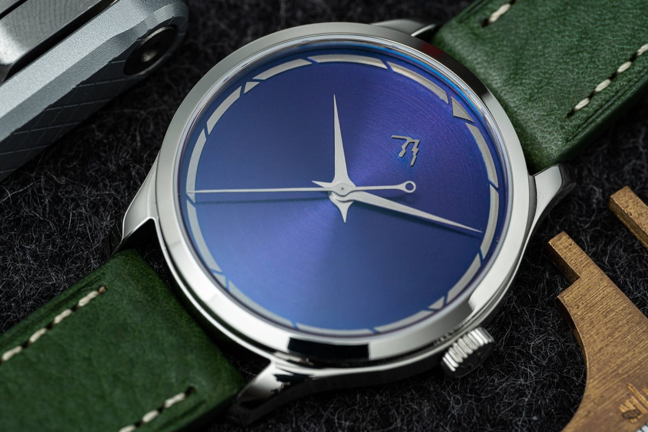 Arcus Exos Traveler 39mm Review - Watch Clicker