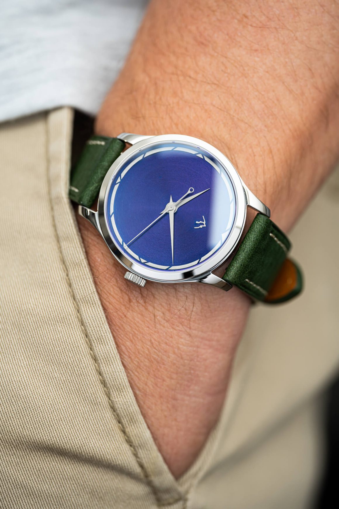 Arcus Exos Traveler 39mm Review - Watch Clicker