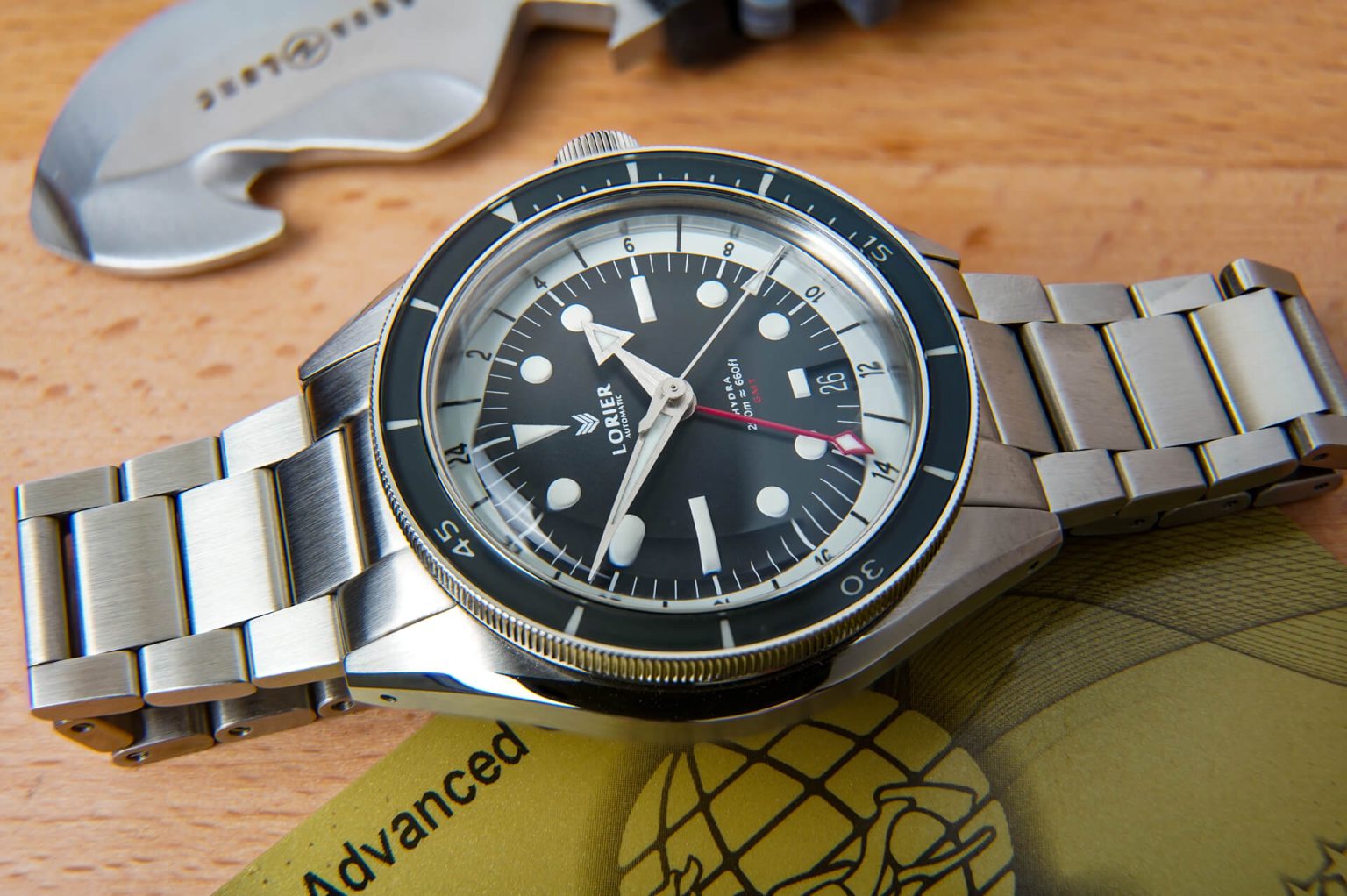 Lorier Hydra SIII 41mm Review - Watch Clicker