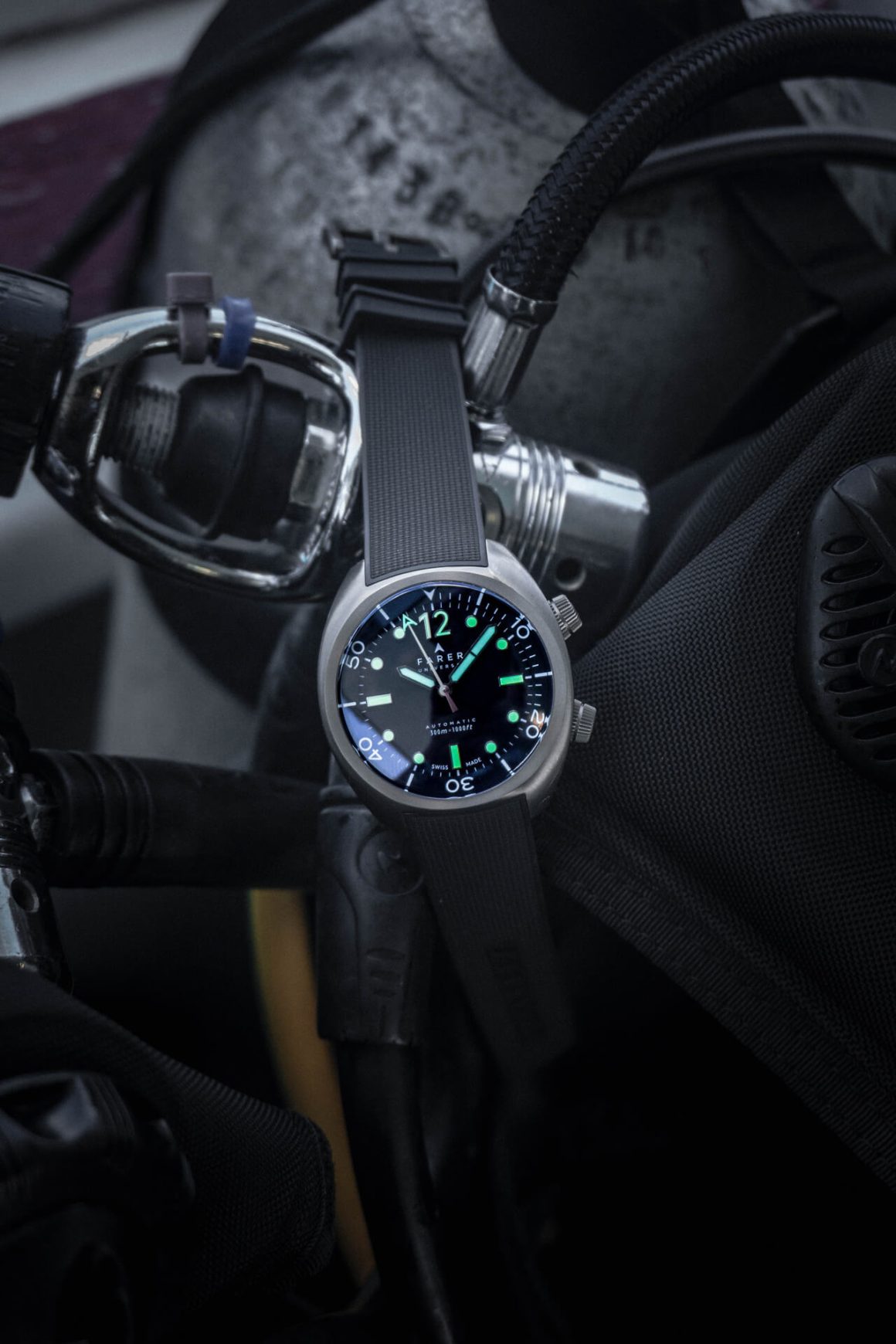 Farer Endeavour II Aquacompressor 41mm Review - Watch Clicker