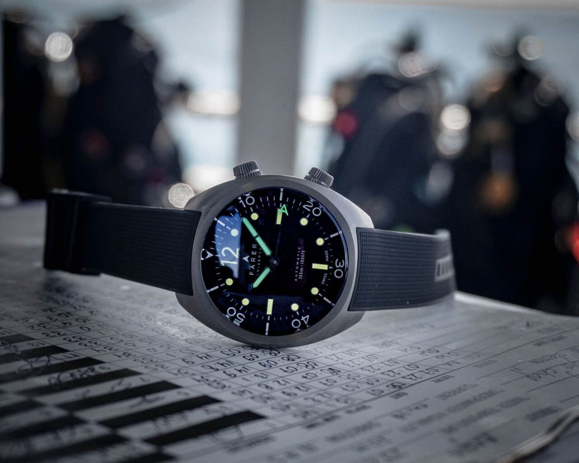 Farer Endeavour II Aquacompressor 41mm Review - Watch Clicker