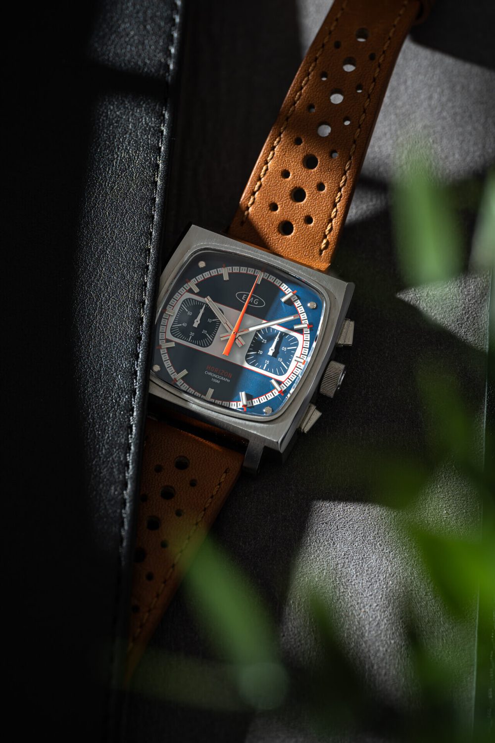 EMG Horizon V2 Review - Watch Clicker