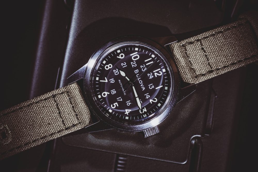 Bulova Hack 38mm Review - Watch Clicker