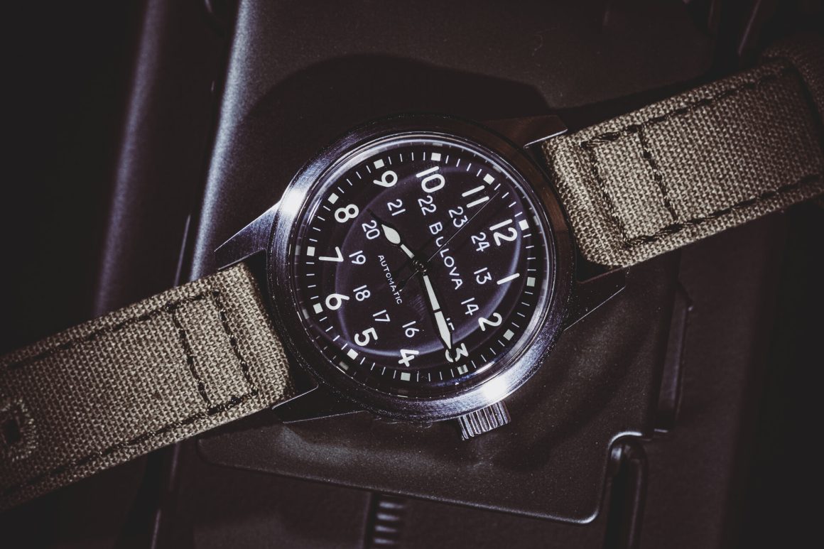 Bulova Hack 38mm Review - Watch Clicker