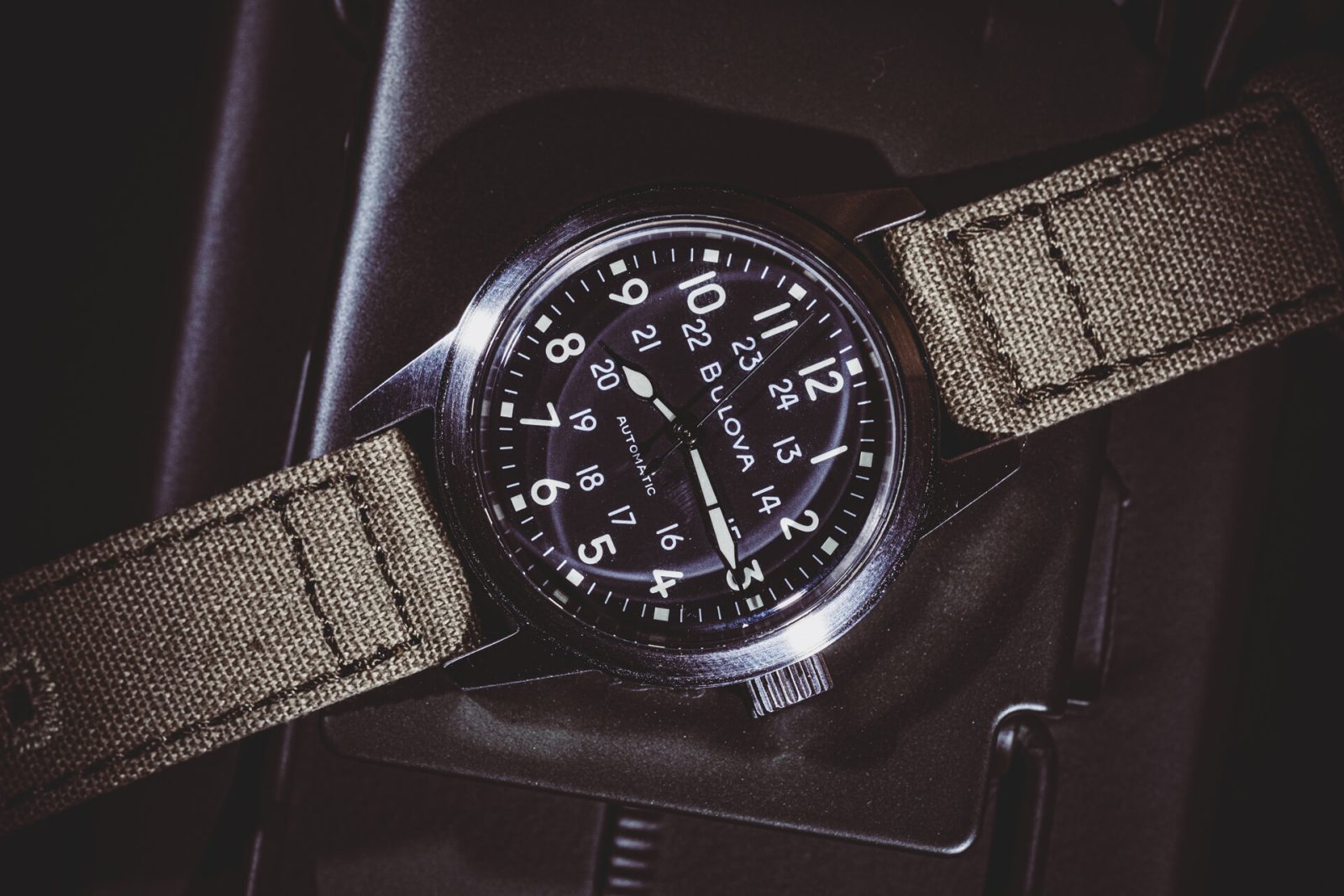 Bulova Hack 38mm Review - Watch Clicker